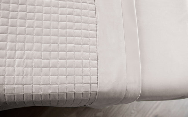 Spa Quilted Blanket – The Comphy Company